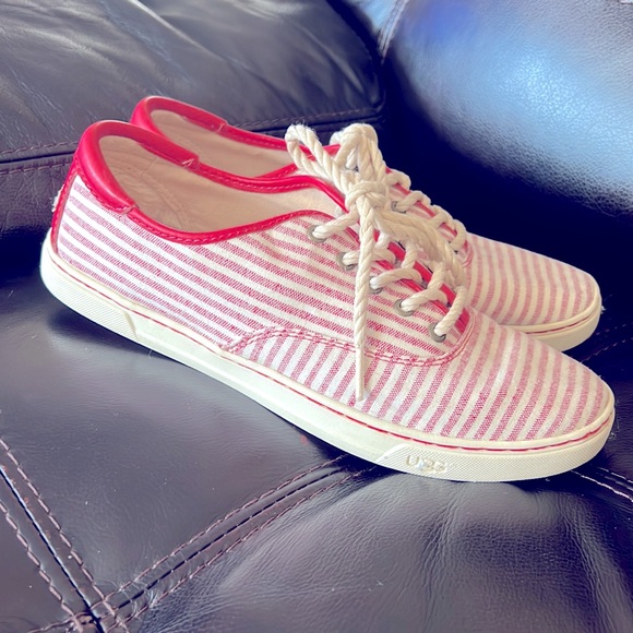 UGG | Shoes | Ugg Striped Shoes | Poshmark